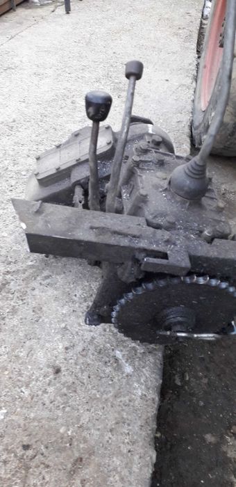 Motor 445 de tractor Targoviste • OLX.ro
