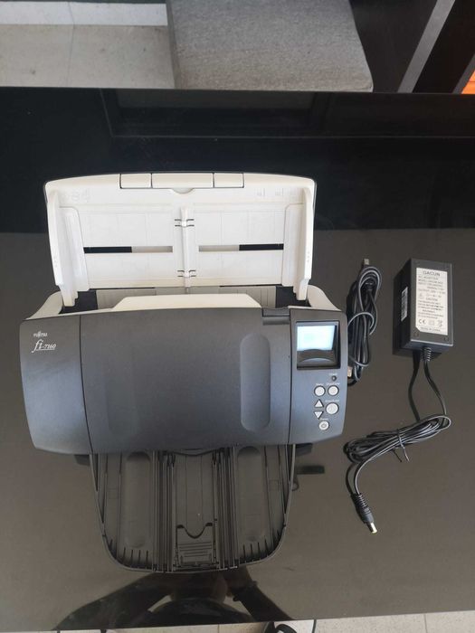 Scanner de documente FUJITSU fi-7160, A4, USB 3.0 Timisoara • OLX.ro