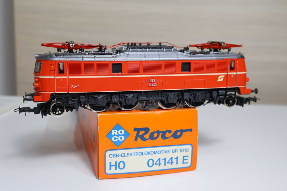 Locomotiva Tren 1/87 HO ROCO OBB BR 1018 0414E Bucuresti Sectorul 2 • OLX.ro
