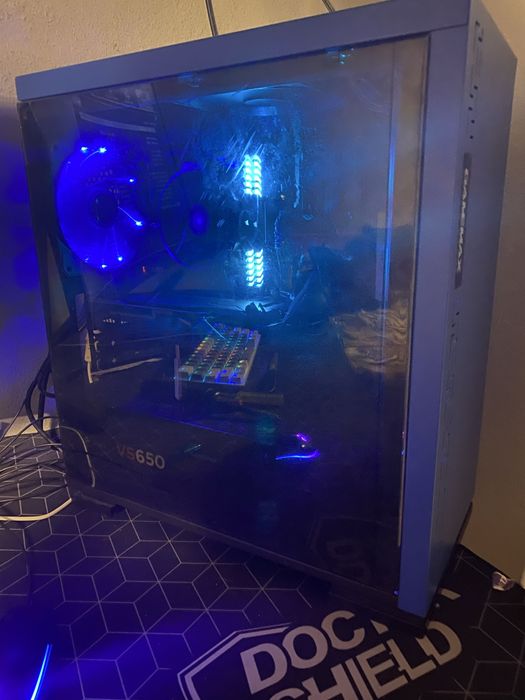 Vand pc gaming. Hitias • OLX.ro