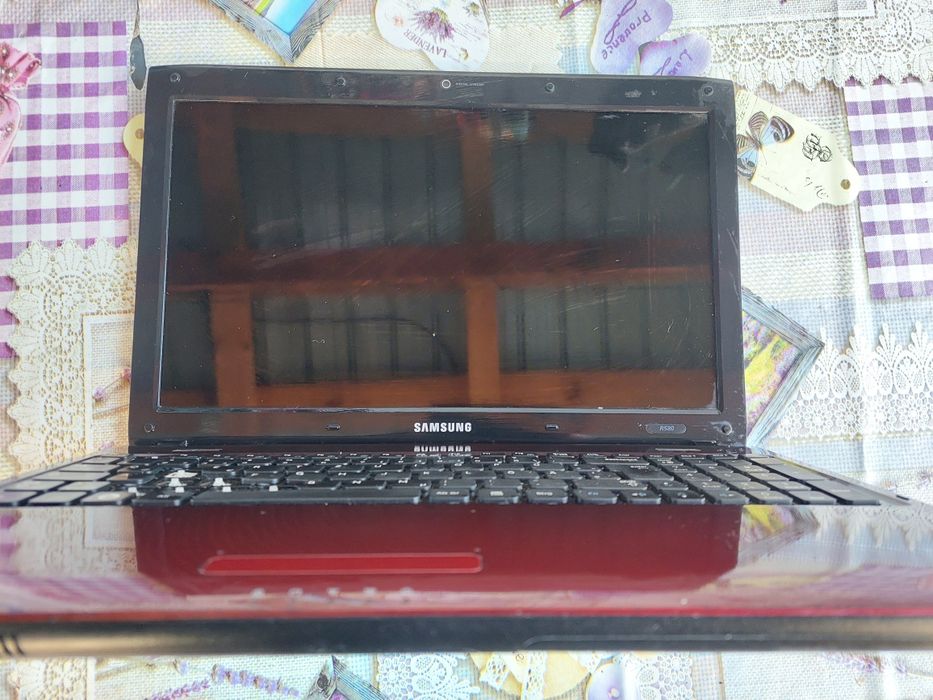 Laptop Samsung R580 Targoviste • OLX.ro