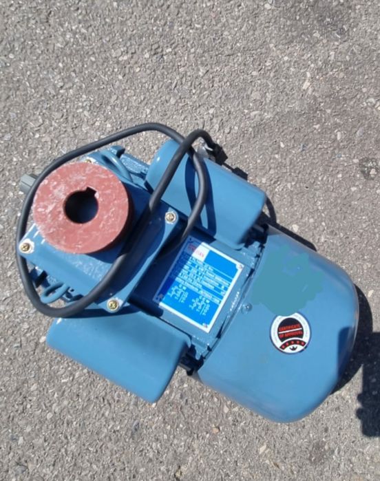 Motor electric 4 kw /3000 rpm Bucuresti Sectorul 6 • OLX.ro