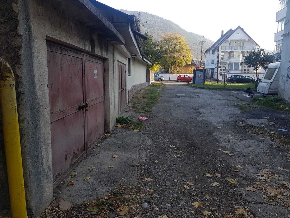 Vand garaj cu teren in propietate Precista Piatra Neamt • OLX.ro