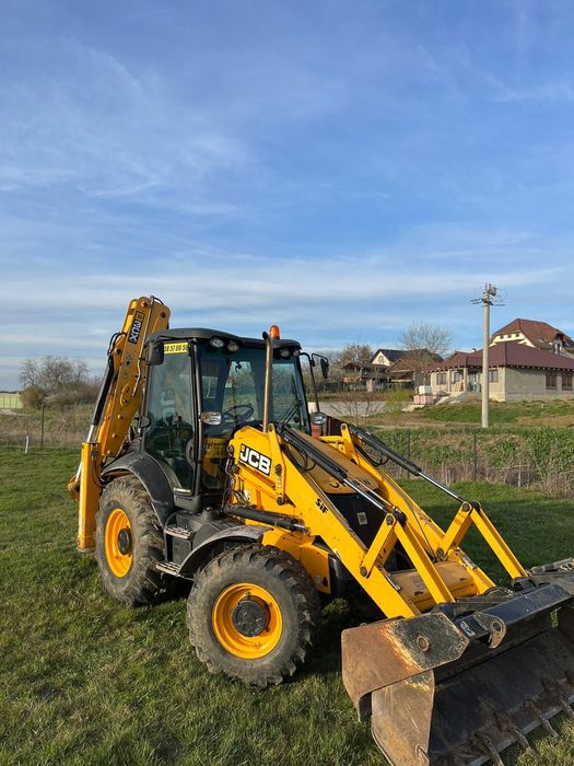 Buldoexcavator Jcb 3cx 2017 Oradea • OLX.ro