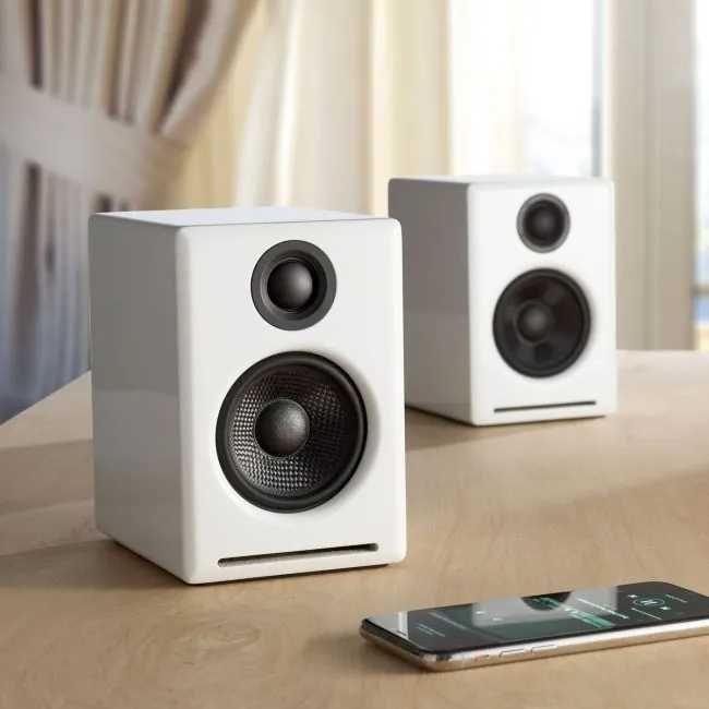 Audioengine A2+ Hi-Fi Wireless Desktop Speakers, Royal White (Pair): 320 у.е. - Акустические ...