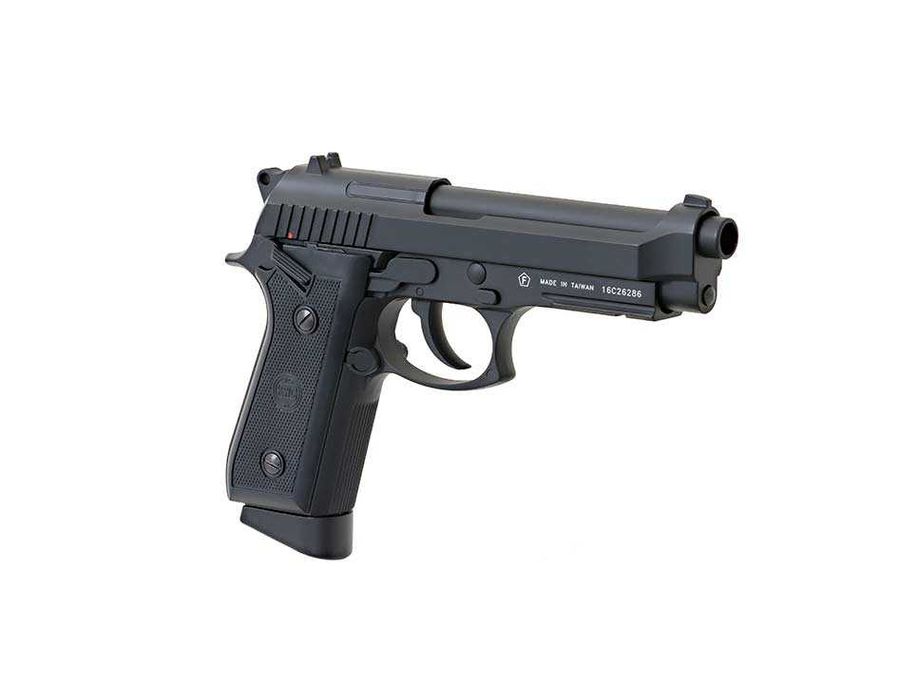 Replica Pistol Taurus PT92 Full metal KWC Brasov • OLX.ro