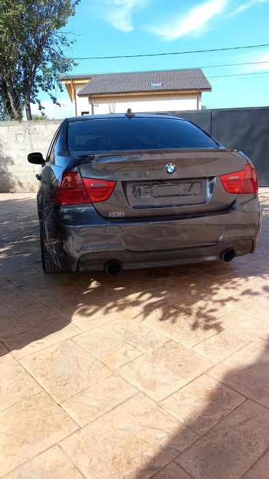 BMW e90 320d m47 Craiova • OLX.ro