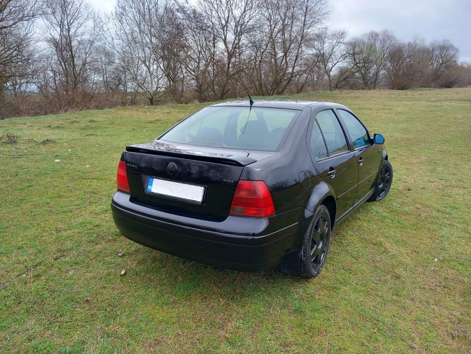 Parc auto- Volkswagen Bora 1.9 Diesel 6 trepte - Acceptăm plata aut ...