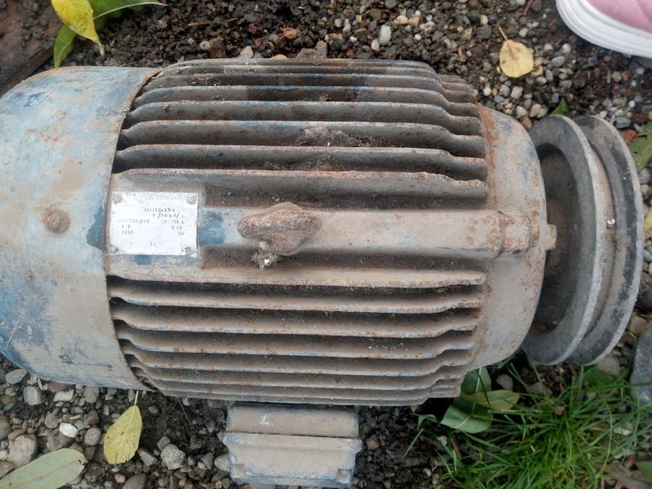 Motor trifazat 7,5 kW Lechinta • OLX.ro