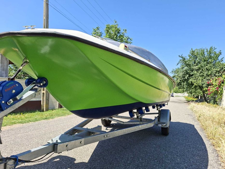 Barca Angelo Molinari 475 cu motor Evinrude 40 CP Craiova • OLX.ro