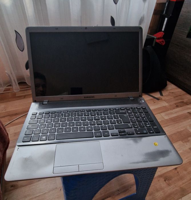 Samsung Notebook NP350V5C Tecuci • OLX.ro