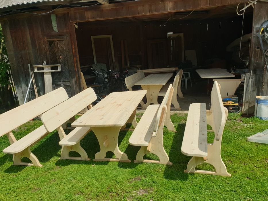 Masă și bănci pt. Filigorie terasă grădină. Valea Draganului • OLX.ro