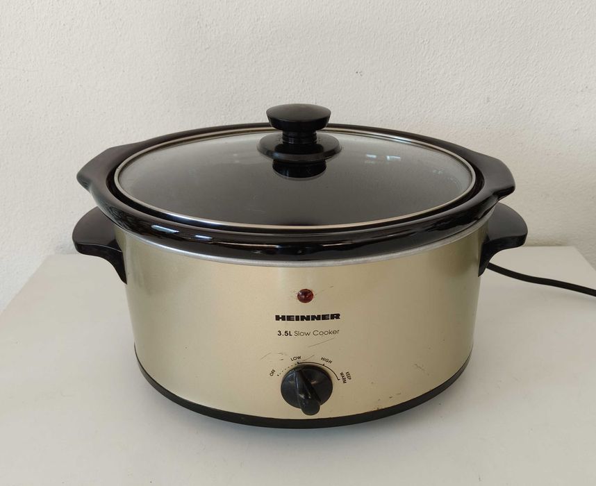 Slow cooker /уред за бавно готвене Heinner HSCK-C35CR гр. Карнобат • OLX.bg