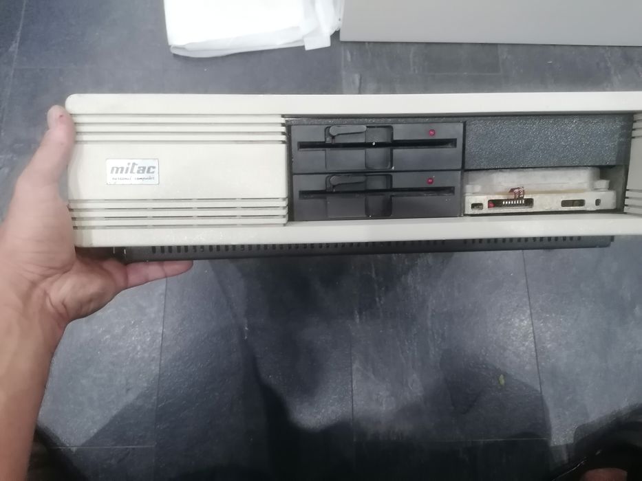 Ретро компютър Mitac - Правец гр. София Красна поляна 1 • OLX.bg