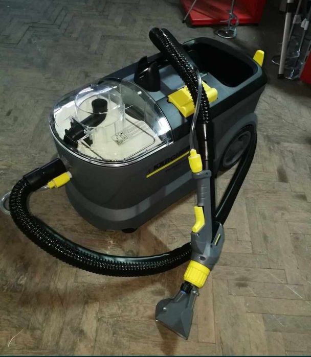 Închiriez Karcher puzzi 10/1 injecție extracție Bacau • OLX.ro