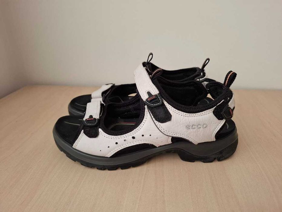 Сандали Ecco Offroad, номер 40 гр. Варна Център • OLX.bg