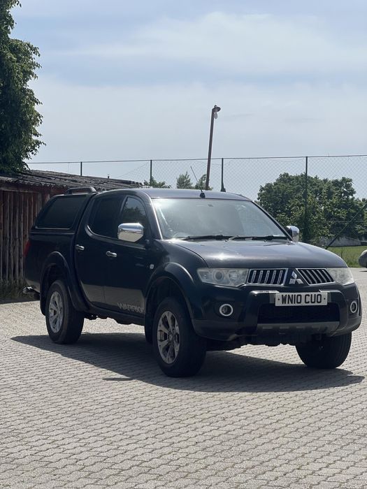 Mitsubishi L200 Warrior 2.5DiD euro 5 178cai 4x4 An 2010 Sebis • OLX.ro