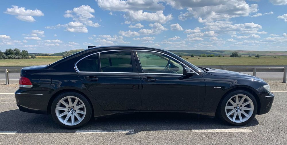 Vând BMW seria 7 (E65 facelift) - 740i Iasi • OLX.ro