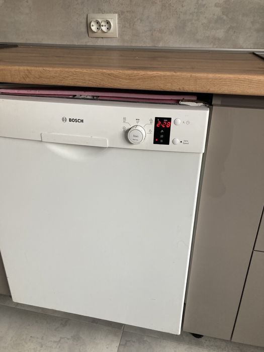 Съдомиялна бош bosch гр. Дебелец • OLX.bg