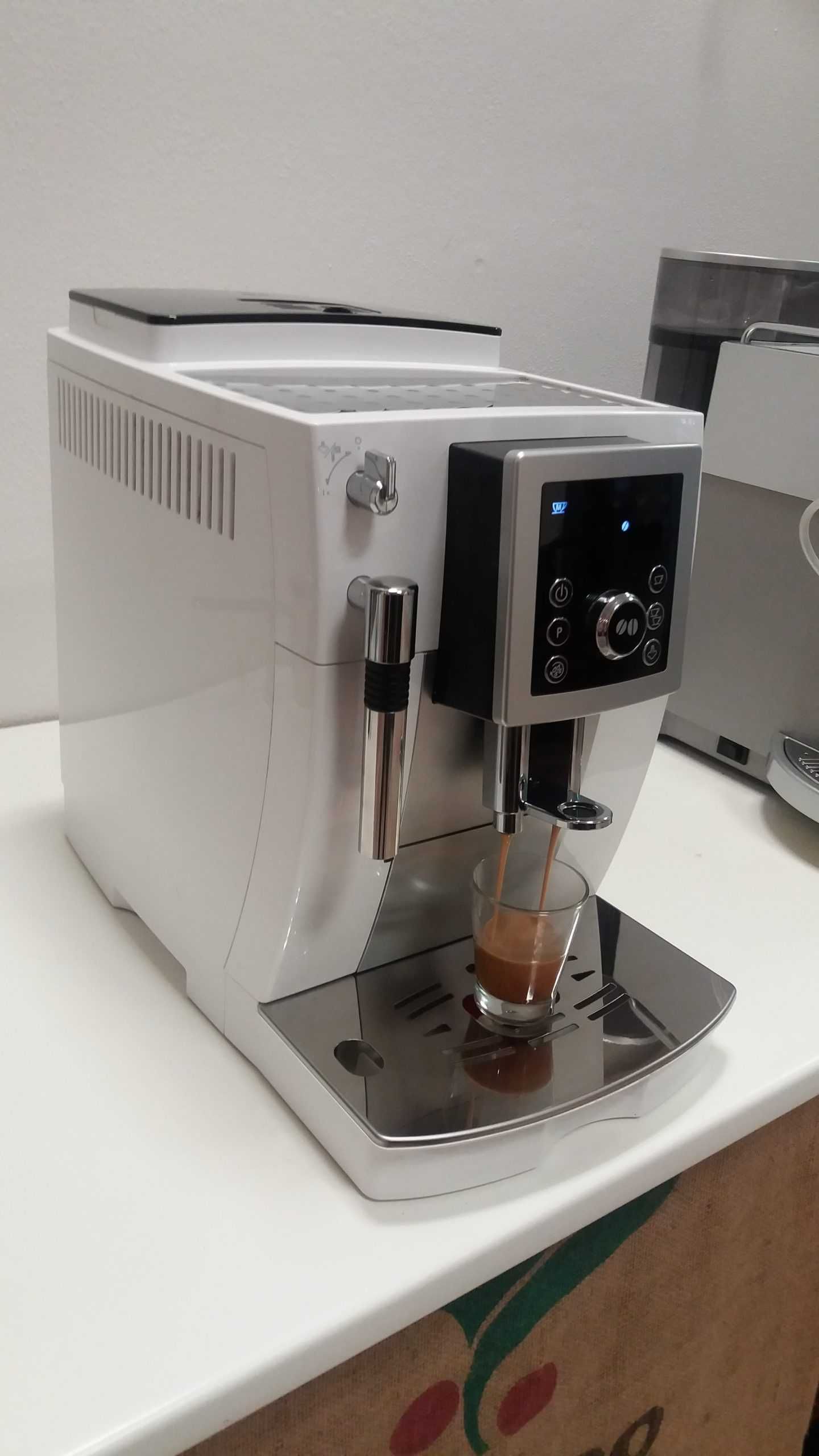 Кафе машина Delonghi / Делонги гр. Видин Промишлена зона - Север • OLX.bg