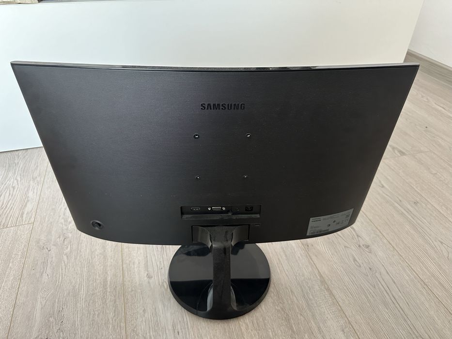 Monitor Curbat Samsung 24" Full HD, 60Hz Bucuresti Sectorul 2 • OLX.ro