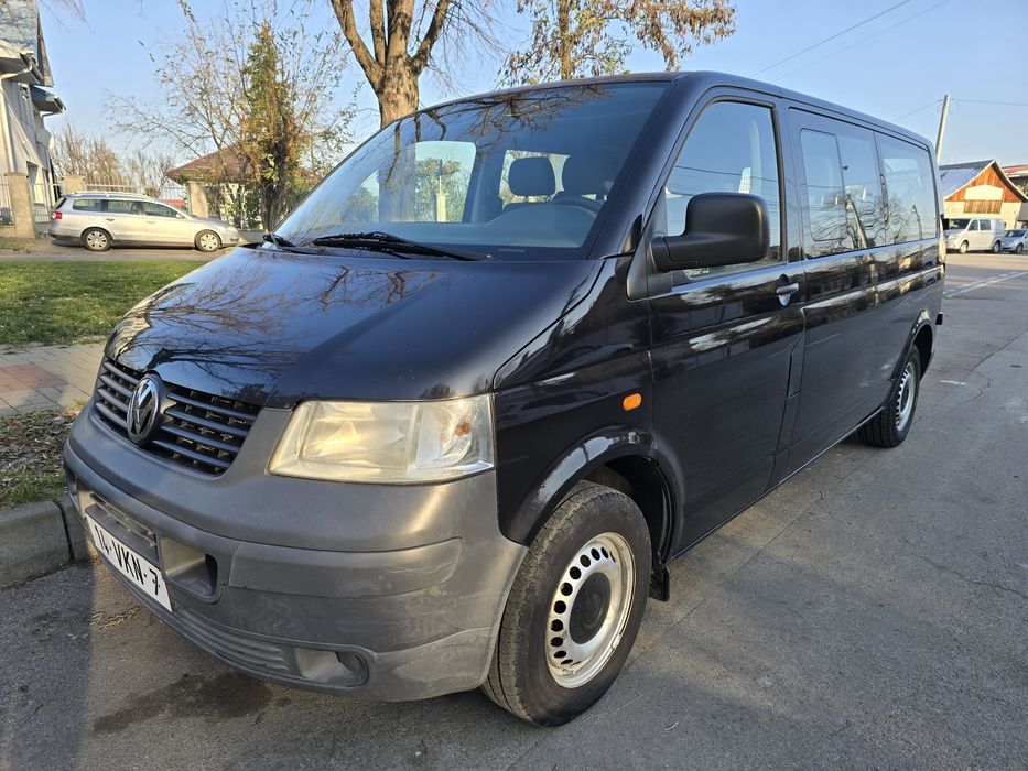 Vw Transporter T5 2.5 TDI An 2008 * 9 Locuri * Extralung Botosani • OLX.ro