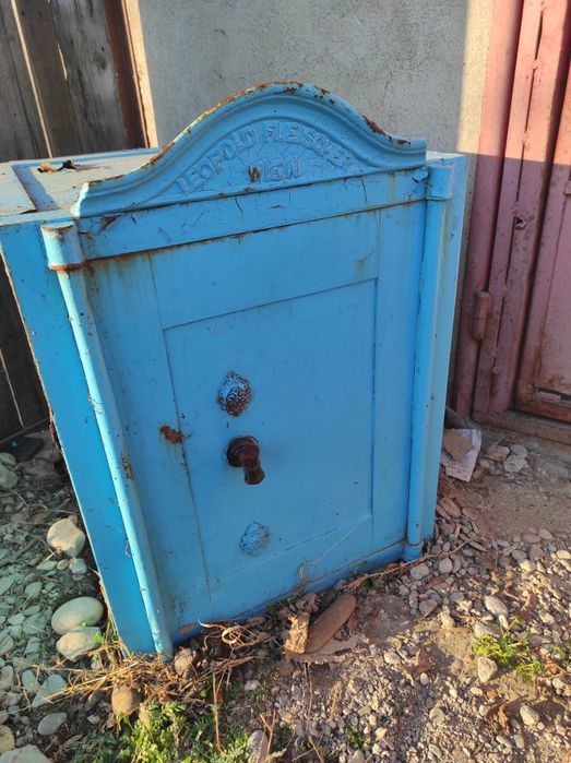 Seif de valori,vechi,functionabil Buzau • OLX.ro