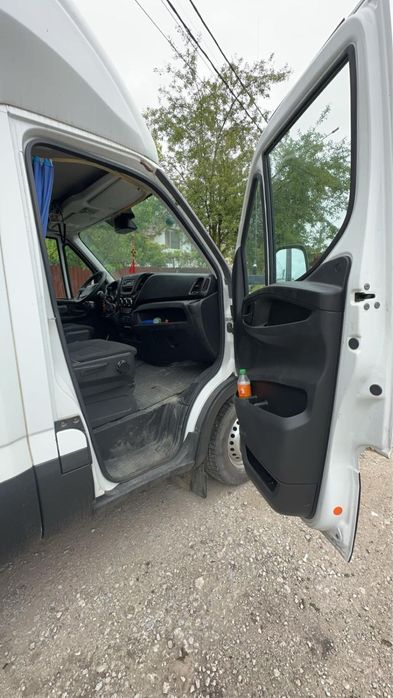 AutoPlatforma Iveco Berbesti • OLX.ro