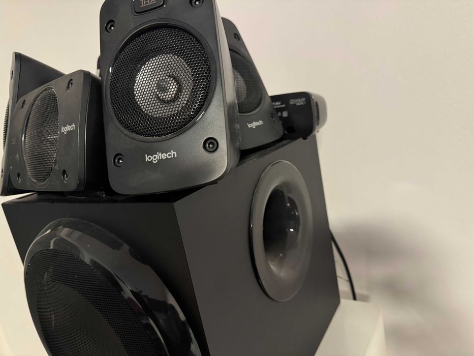 Logitech Z906 Dolby 5.1 500 RMS + Creative Sound Blaster Z SE - DAC ...