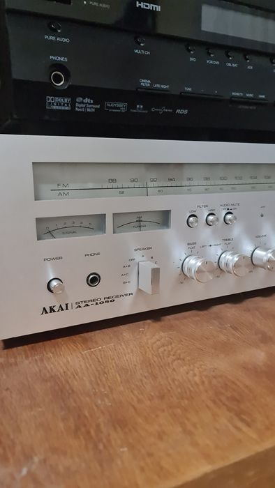 Akai AA1050 Amplituner, receiver (sony, technics, onkyo [ Runcu • OLX.ro