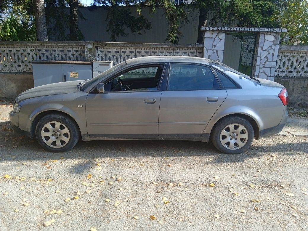 Ауди А4 Б6 на части с. Казичене • OLX.bg