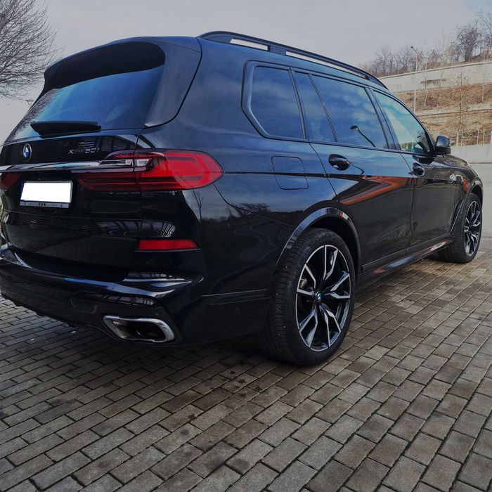 BMW X7 xDrive50i, Pachet M, Negru, 2019 Oradea • OLX.ro