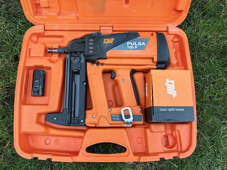 Пистолет за директен монтаж Spit pulsa 700 с. Скутаре • OLX.bg