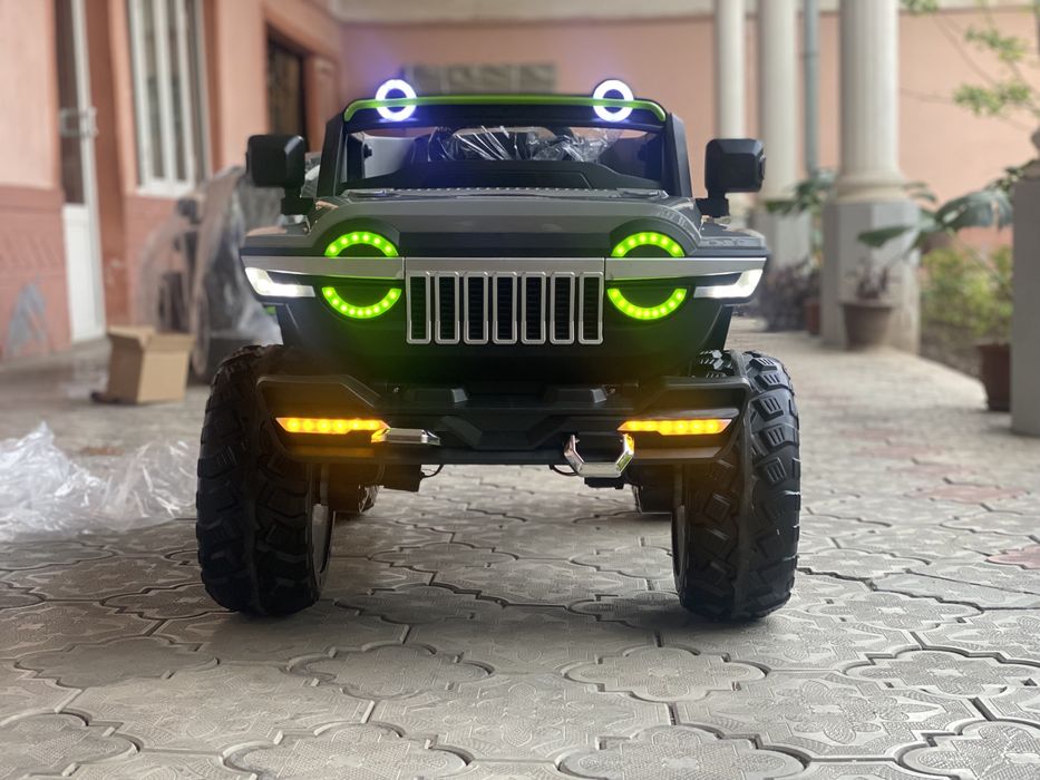 Детская машина, электромобиль для детей с пультом с 4 мотором 4x4: 1 ...