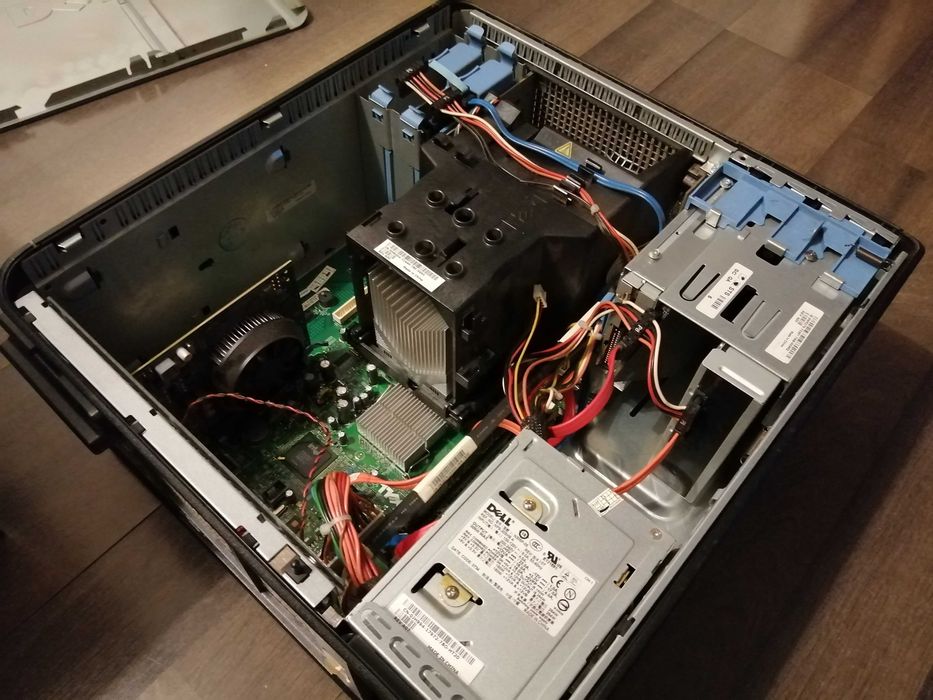 Calculator complet Dell OPTIPLEX 755 + monitor HD 16" Acer X163W ...