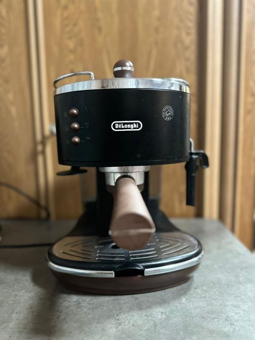 Expresor Cafea De'Longhi 280 de lei Botosani • OLX.ro