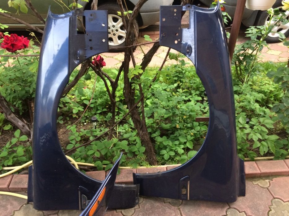 Volvo 80s bara/ fata /aripi/ far/volan/ Bucuresti Sectorul 1 • OLX.ro