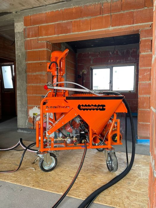 Pompa , masina de tencuit mecanizat,adeziv Vindem in RATE Selimbar • OLX.ro