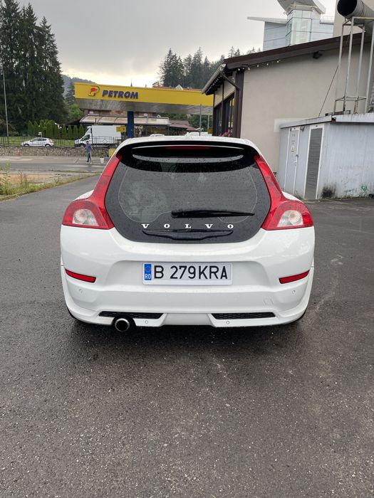 Volvo c30 R Design Bucuresti Sectorul 2 • OLX.ro