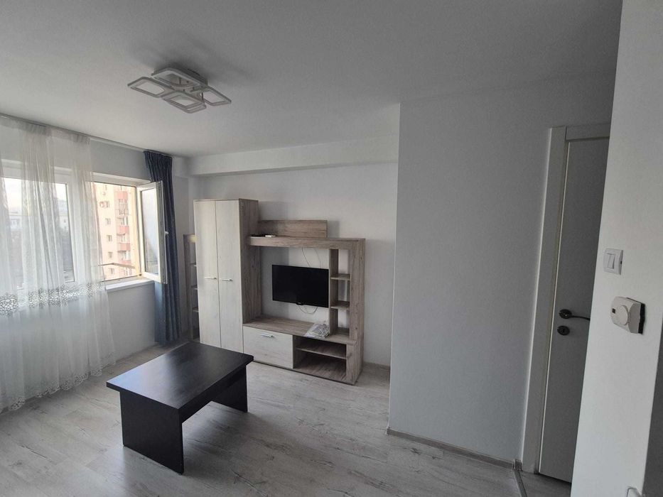 Garsoniera cu o camera Barlad • OLX.ro