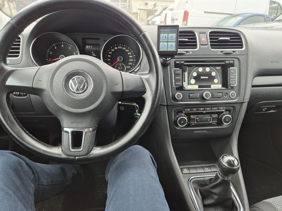 Vând auto sau schimb cu moto Volkswagen Golf 6 VW 1.4TSI Rosu • OLX.ro