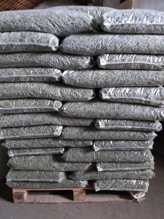 Furaje , cereale , peleti Sutesti • OLX.ro