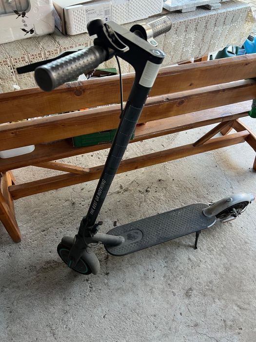 Vând Xiaomi Mi Electric Scooter Pro 2 Petronas Edition Sighisoara • OLX.ro