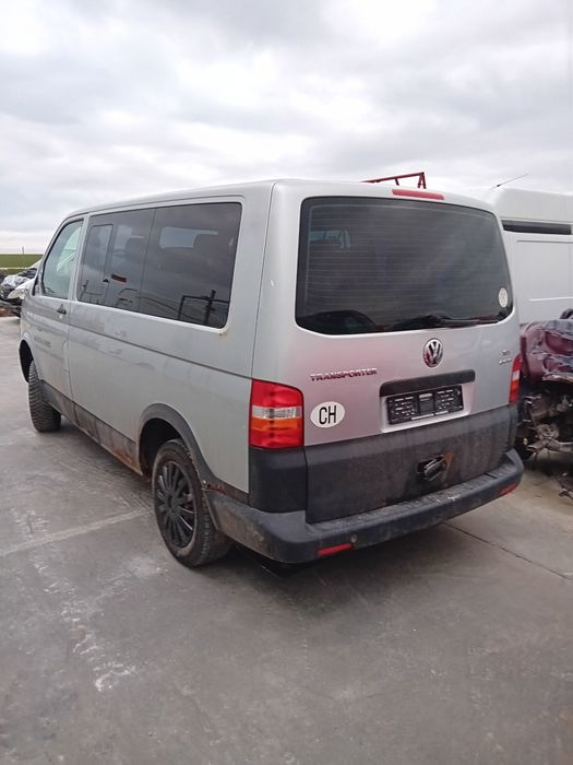 Фолксваген Т5 4х4 / VW Transporter T5 2.5 131 k.s 4motion НА ЧАСТИ гр. Долни чифлик • OLX.bg