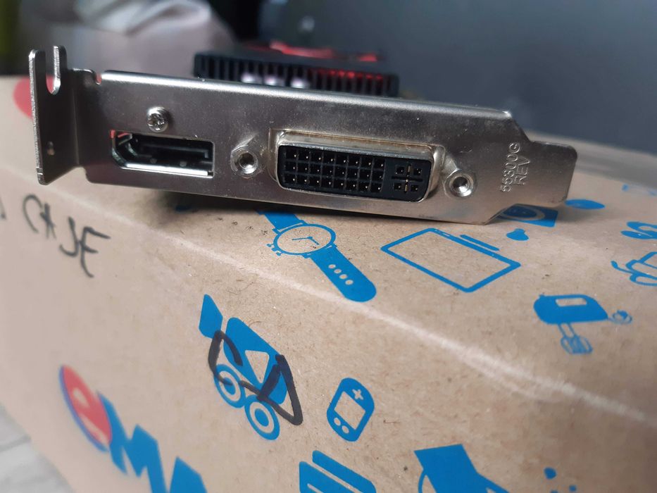 Placa video grafica PCI 1Gb AMD Radeon HD8490 C553 DisplayPort DVI-I ...