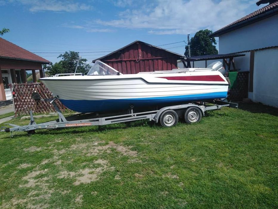 Vand barca cu motor si peridoc Tiganasi • OLX.ro