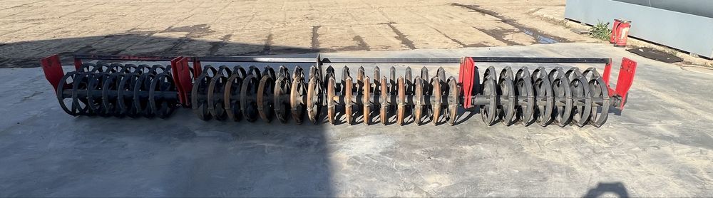 Tăvălug dublu inelar 6m(disc,grapa,combinator) Oradea • OLX.ro