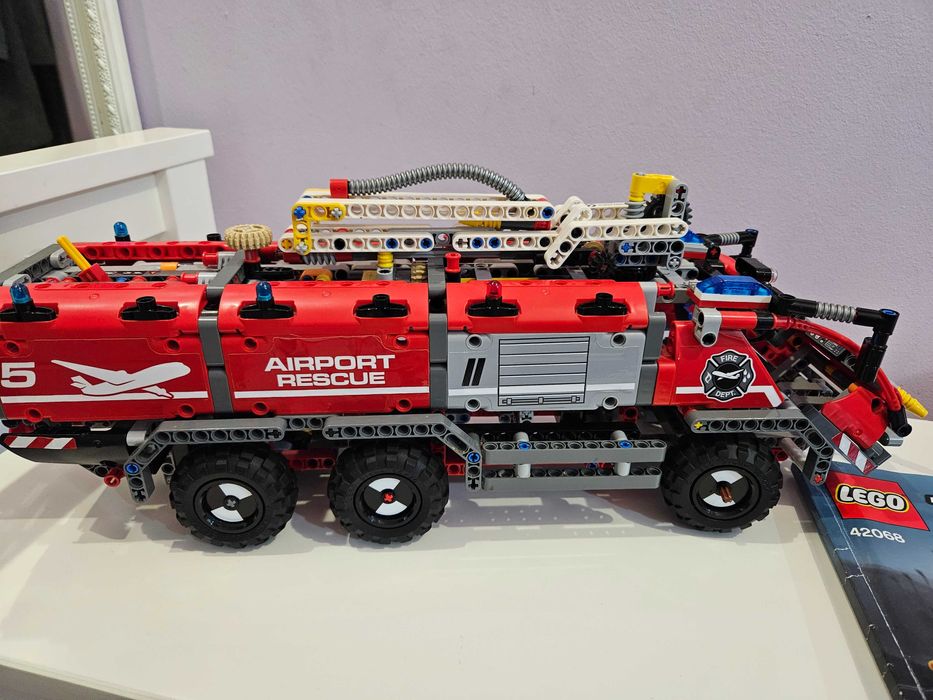 Lego tehnic masina de interventie Cluj-Napoca • OLX.ro