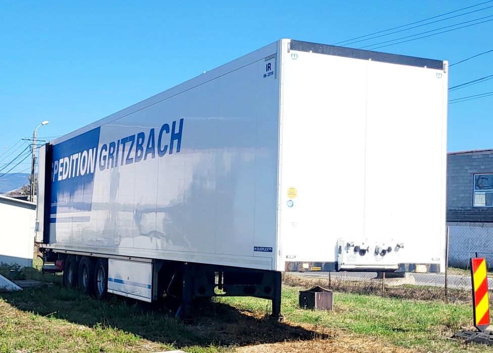 Semiremorca frigorifica box carosata izoterma duba krone Targu Jiu • OLX.ro