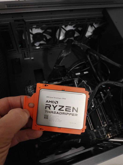 AI TRAINING компютър сервър RTX 4090 / threadripper 3990x / 64gb / 4TB ...